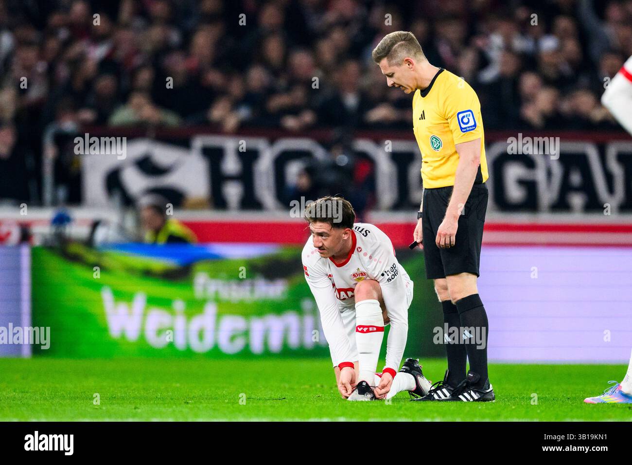 Stuttgart, Germany. 25th Apr, 2025. Soccer: Bundesliga, VfB Stuttgart ...
