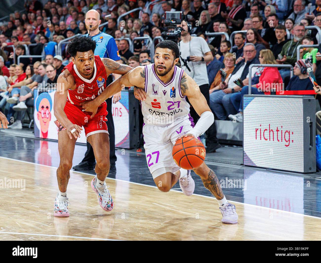 Bamberg, Deutschland. 25th Apr, 2025. Ronaldo Segu (Bamberg Baskets ...