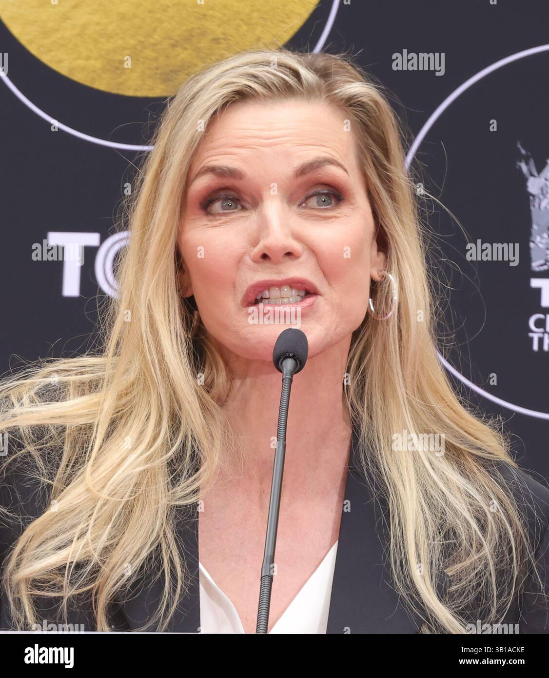 Los Angeles, California, USA. 25th Apr, 2025. Michelle Pfeiffer At TCM ...