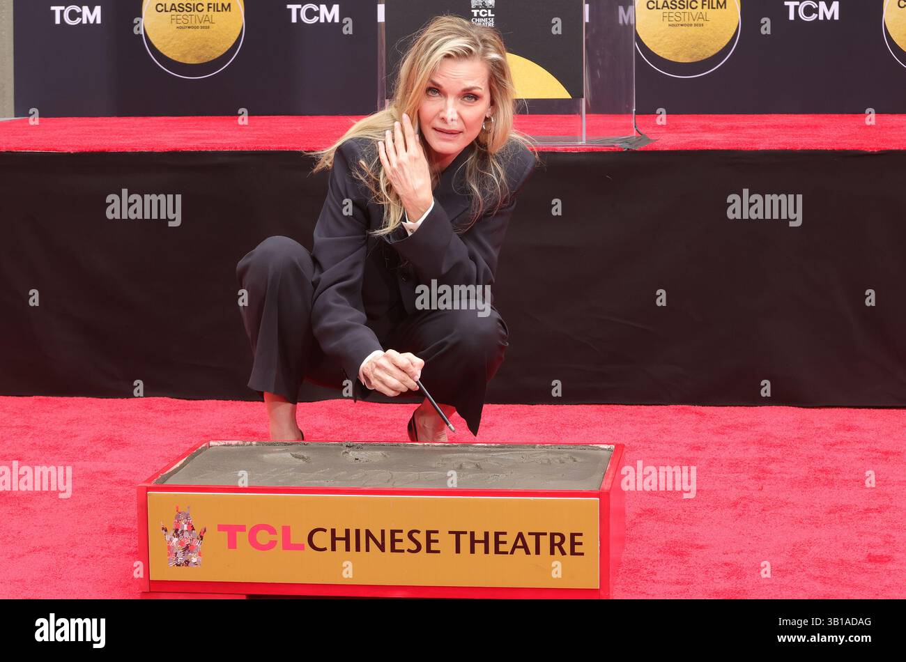 Los Angeles, California, USA. 25th Apr, 2025. Michelle Pfeiffer At TCM ...