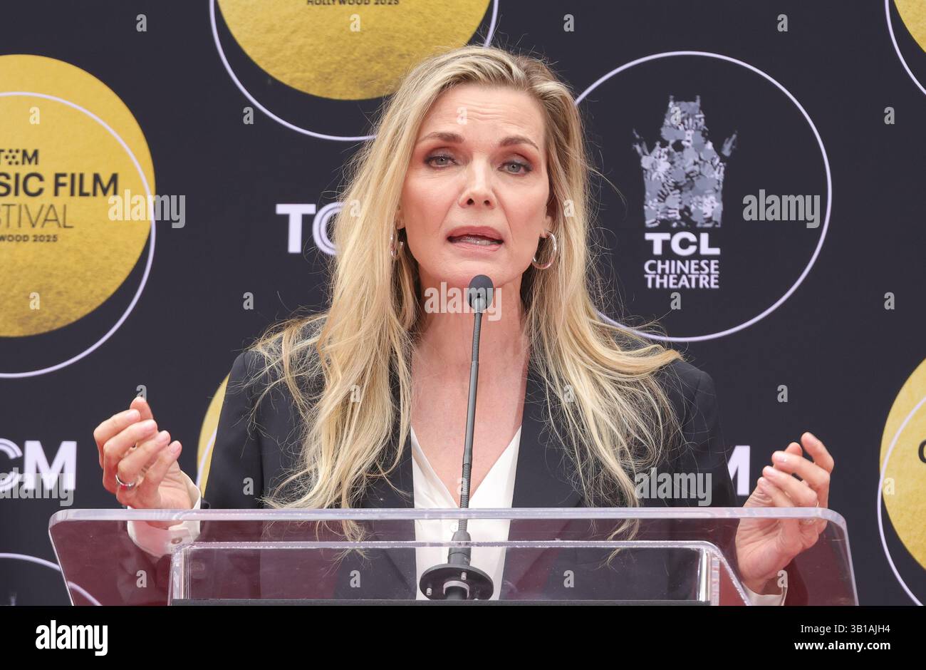 Los Angeles, California, USA. 25th Apr, 2025. Michelle Pfeiffer At TCM ...