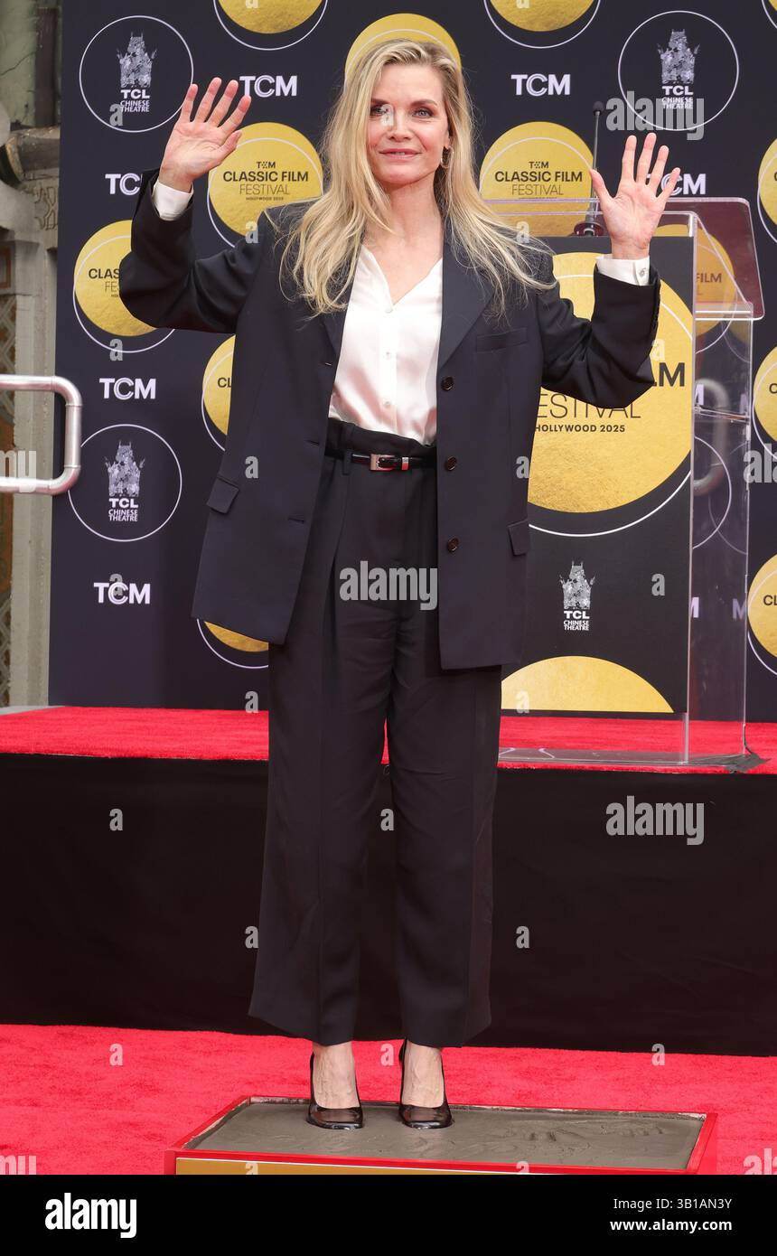 Los Angeles, California, USA. 25th Apr, 2025. Michelle Pfeiffer At TCM ...