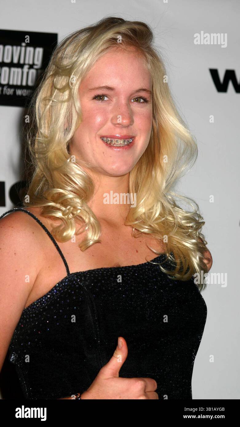 . 10, 2004 - New York, New York, U.S. - K39990ML.25TH ANNUAL SALUTE TO ...