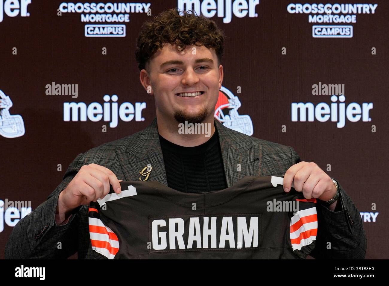 Cleveland Browns first round draft pick, fifth overall, defensive ...