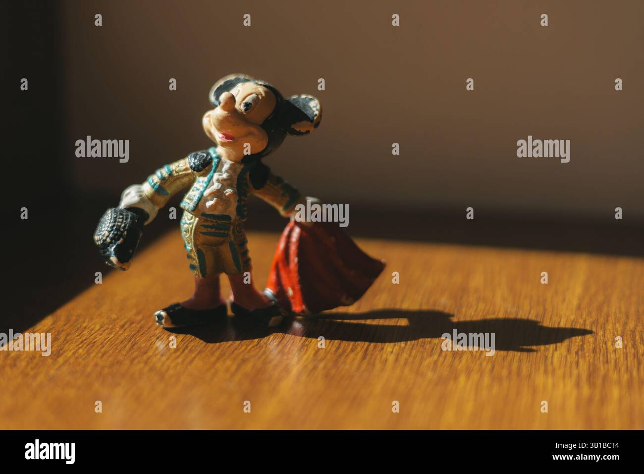 Mickey mouse vintage toy hi-res stock photography and images - Alamy