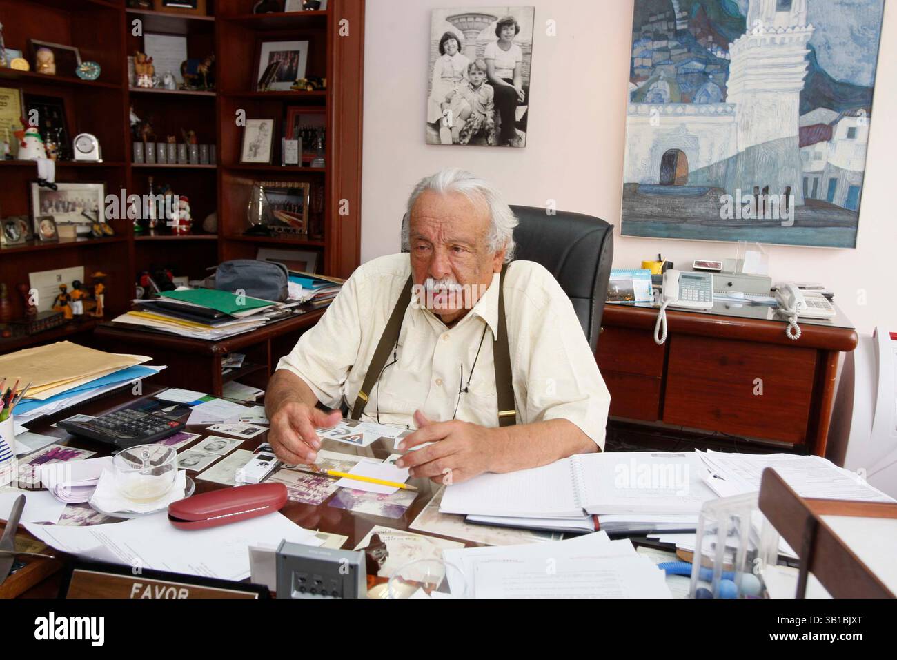 2010entrevista hi-res stock photography and images - Alamy