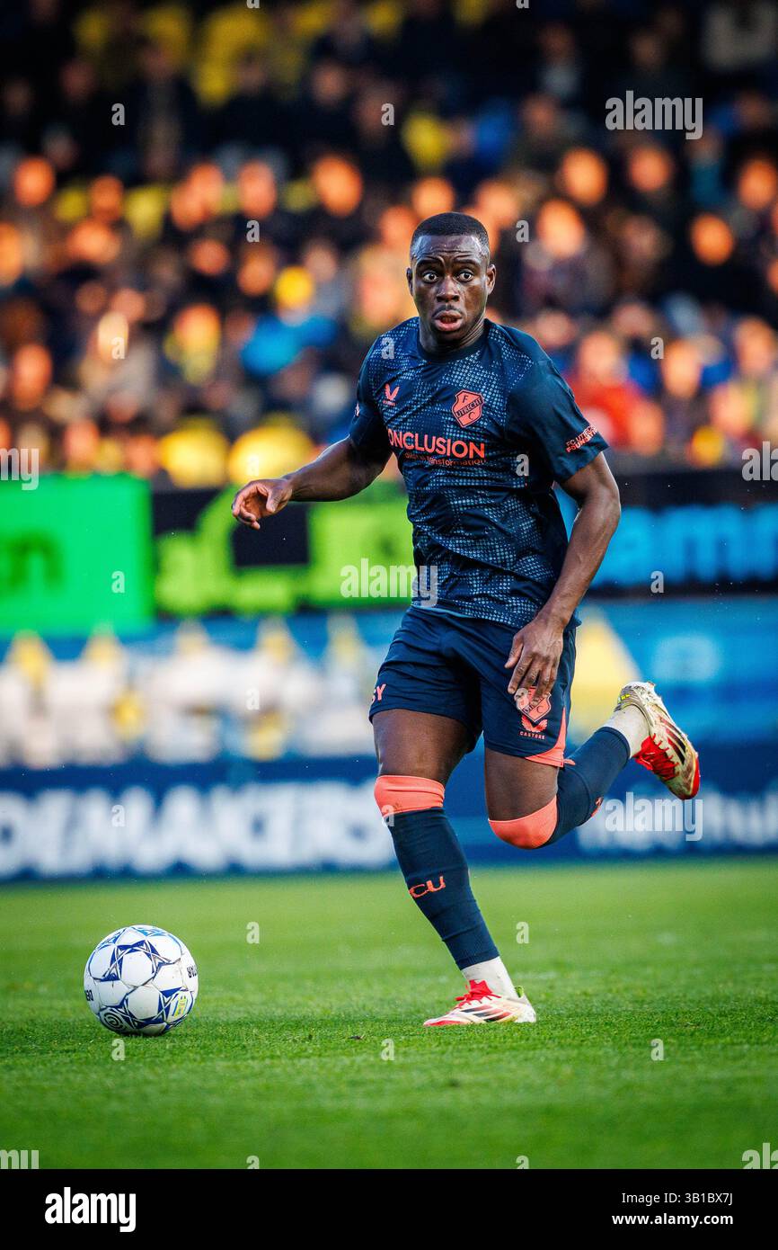 Waalwijk, Netherlands. 25th Apr, 2025. WAALWIJK, 25-04-2025, Mandemakers Stadion, Season 2024 ...