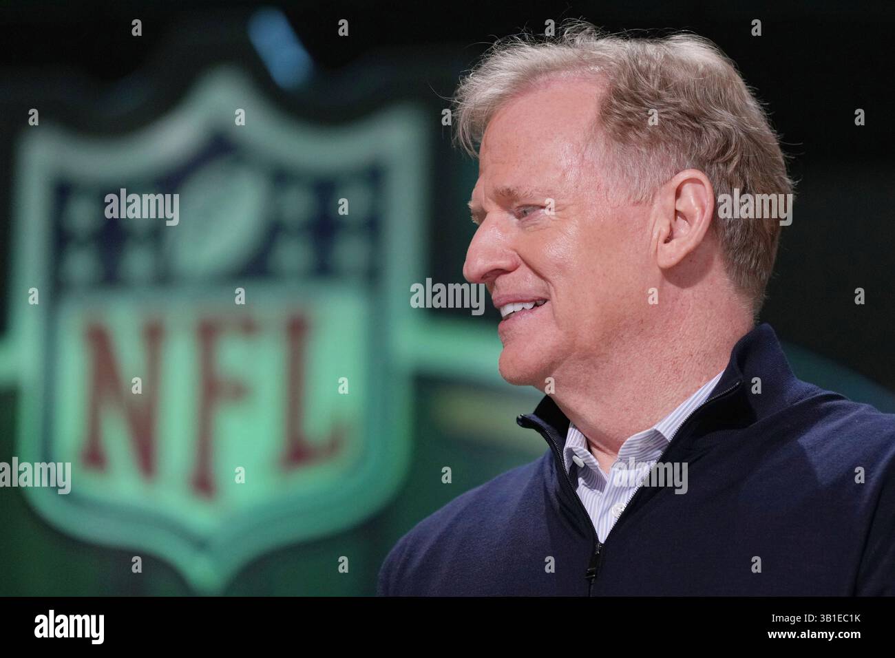 NFL Commissioner Roger Goodell helps to announces a pick during the ...