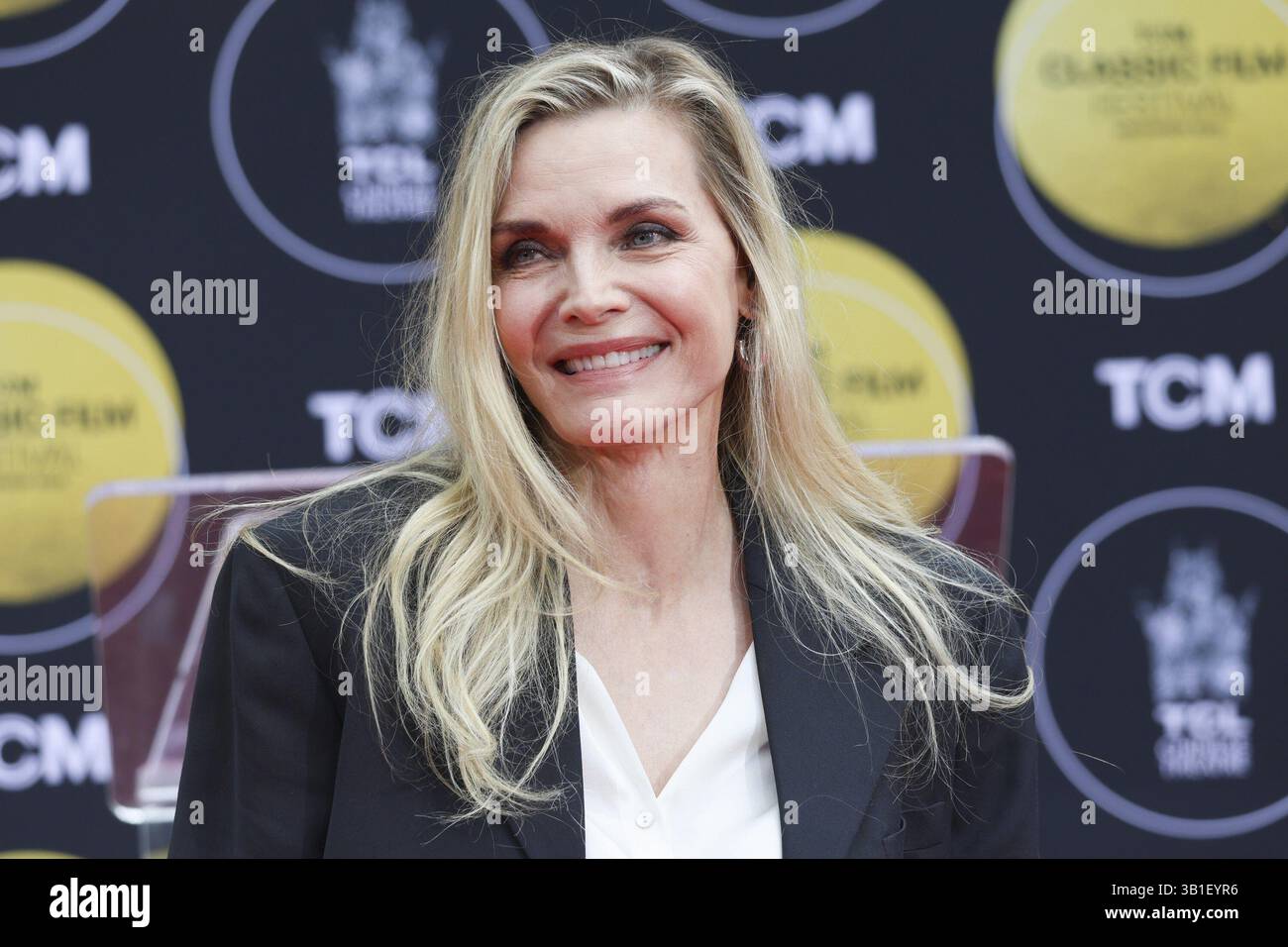 Ca. 25th Apr, 2025. Michelle Pfeiffer at a public appearance for ...