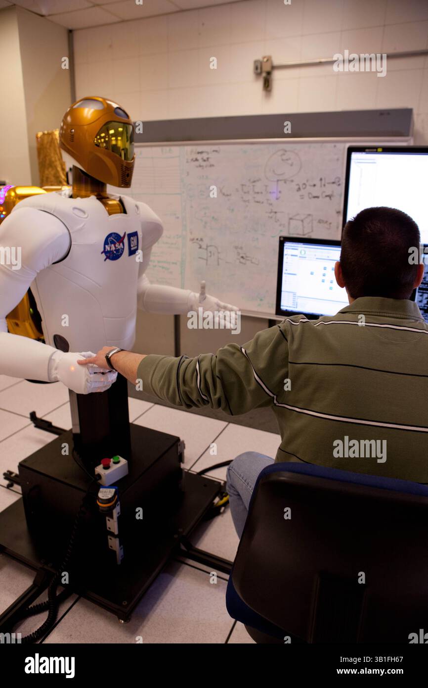 Work r2 2010 hi-res stock photography and images - Alamy