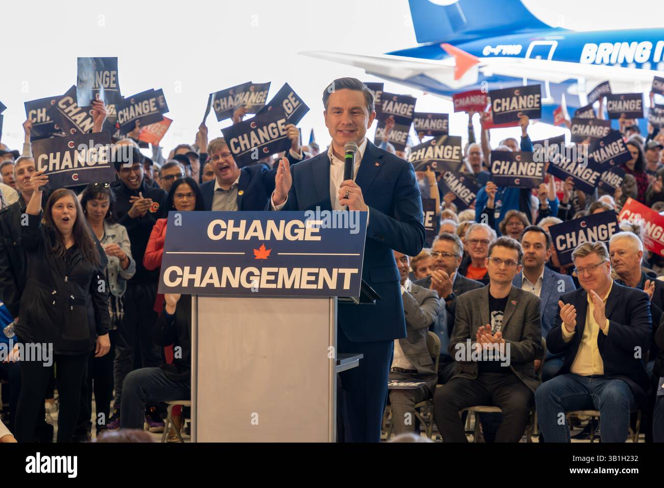 Calgary, Canada. 25th Apr, 2025. Conservative leader Pierre Poilievre ...