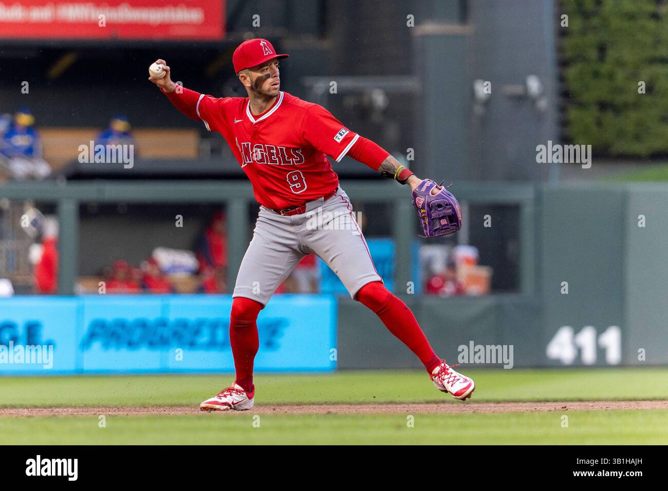 Minneapolis, Minnesota, USA. 25th Apr, 2025. Los Angeles Angels player ...