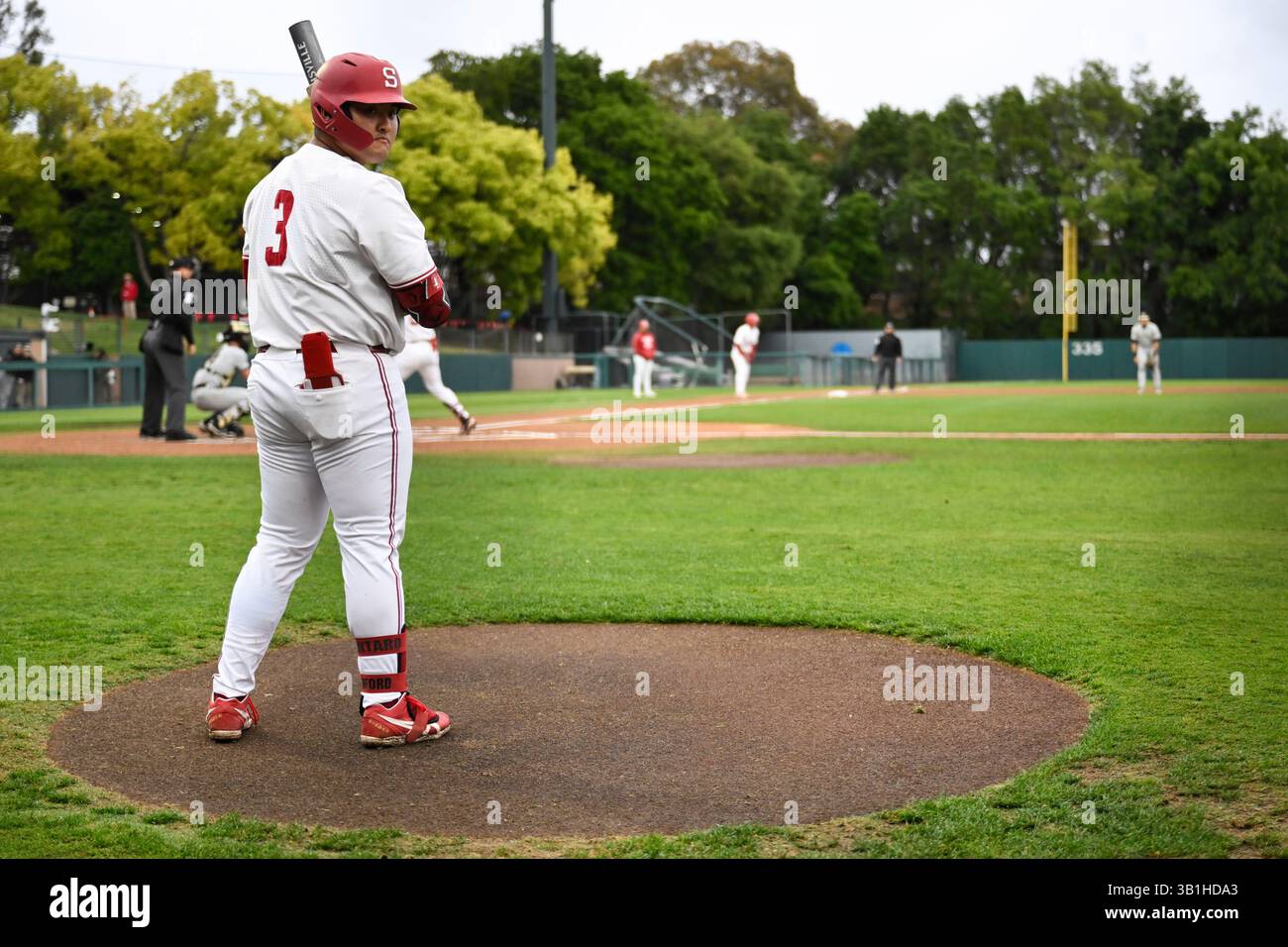 Stanford's Rintaro Sasaki (3) waits to bat during the first inning of ...