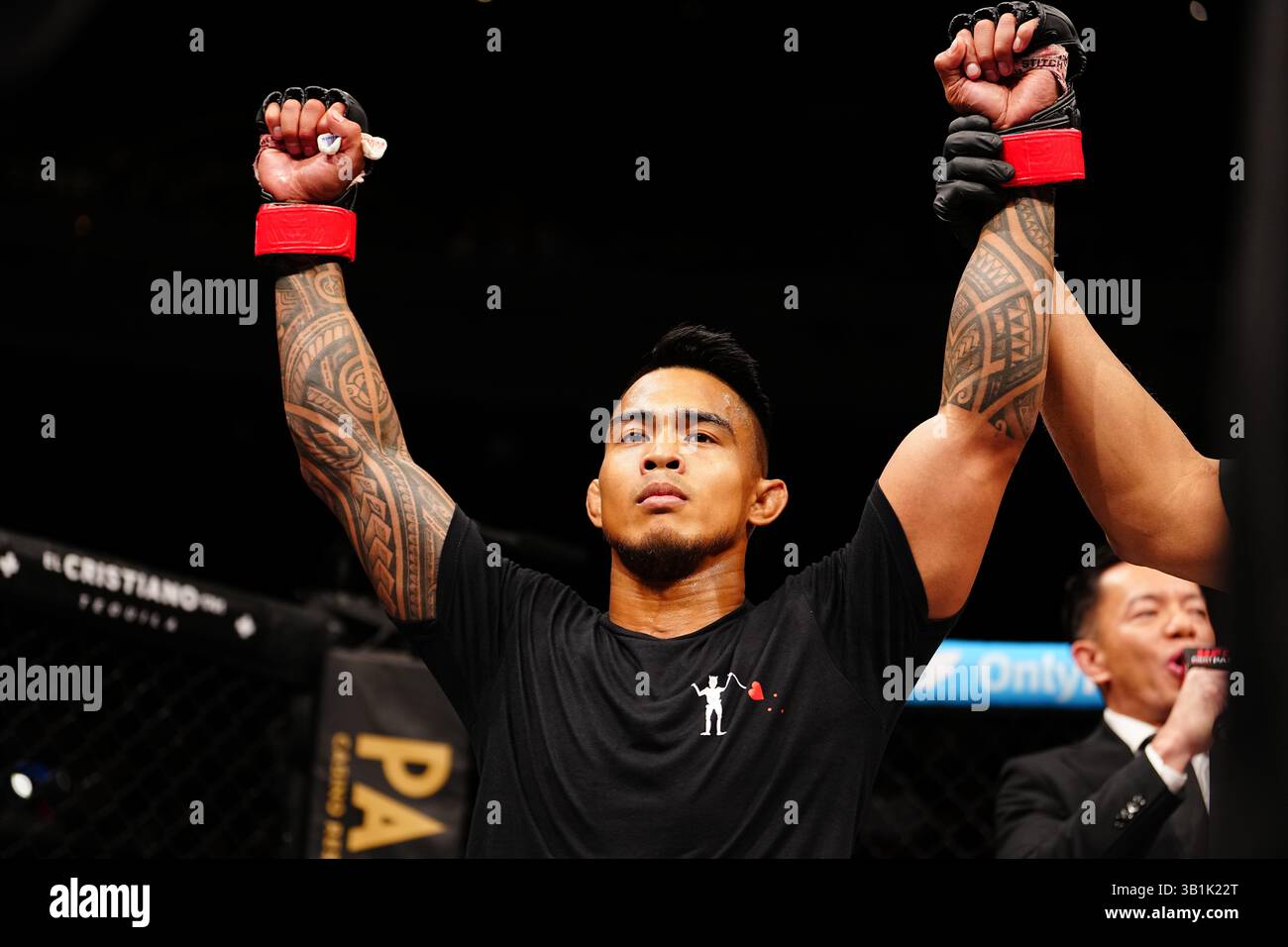 LAS VEGAS, NV - APRIL 25: Kai Kamaka III and Joshua Weems steps in the ...