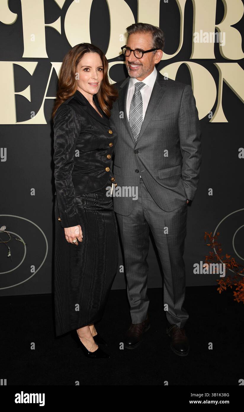 LOS ANGELES, CALIFORNIA - APRIL 24: Tina Fey and Steve Carell attend ...