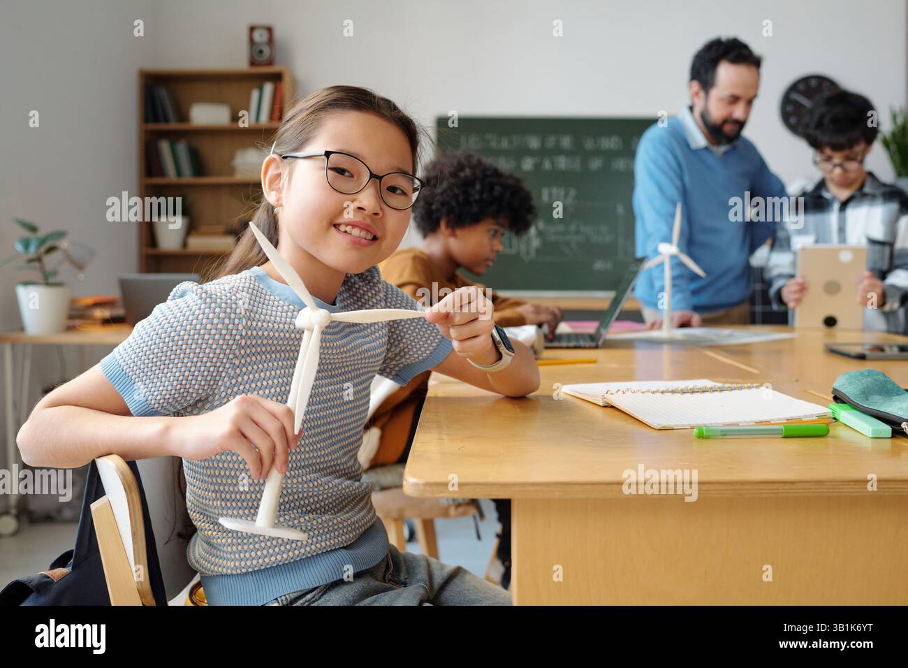 Learning About Renewable Energy in Classroom Setting Stock Photo - Alamy