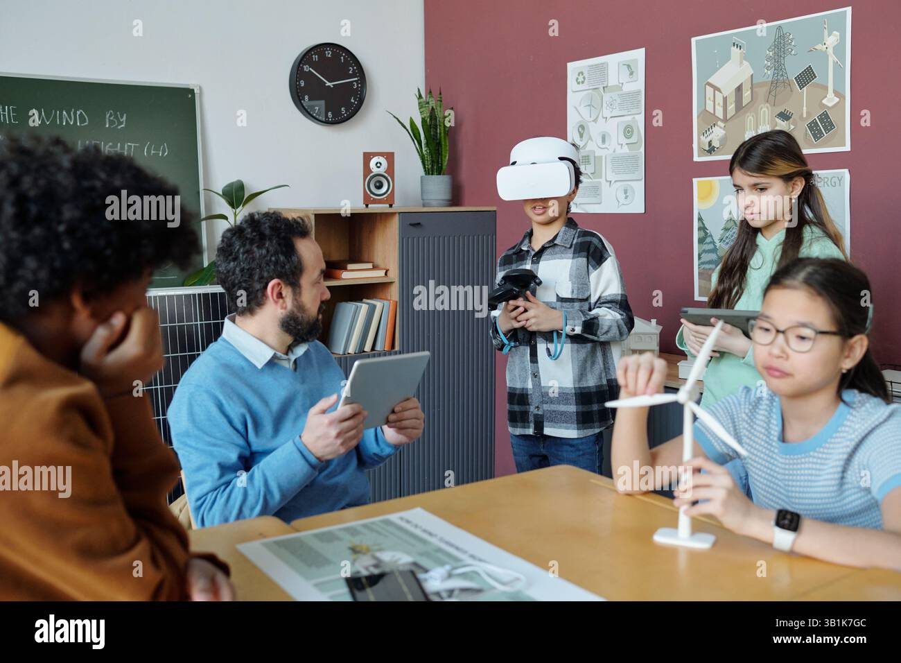 Engaging Students with Hands-On Technology in Classroom Stock Photo - Alamy