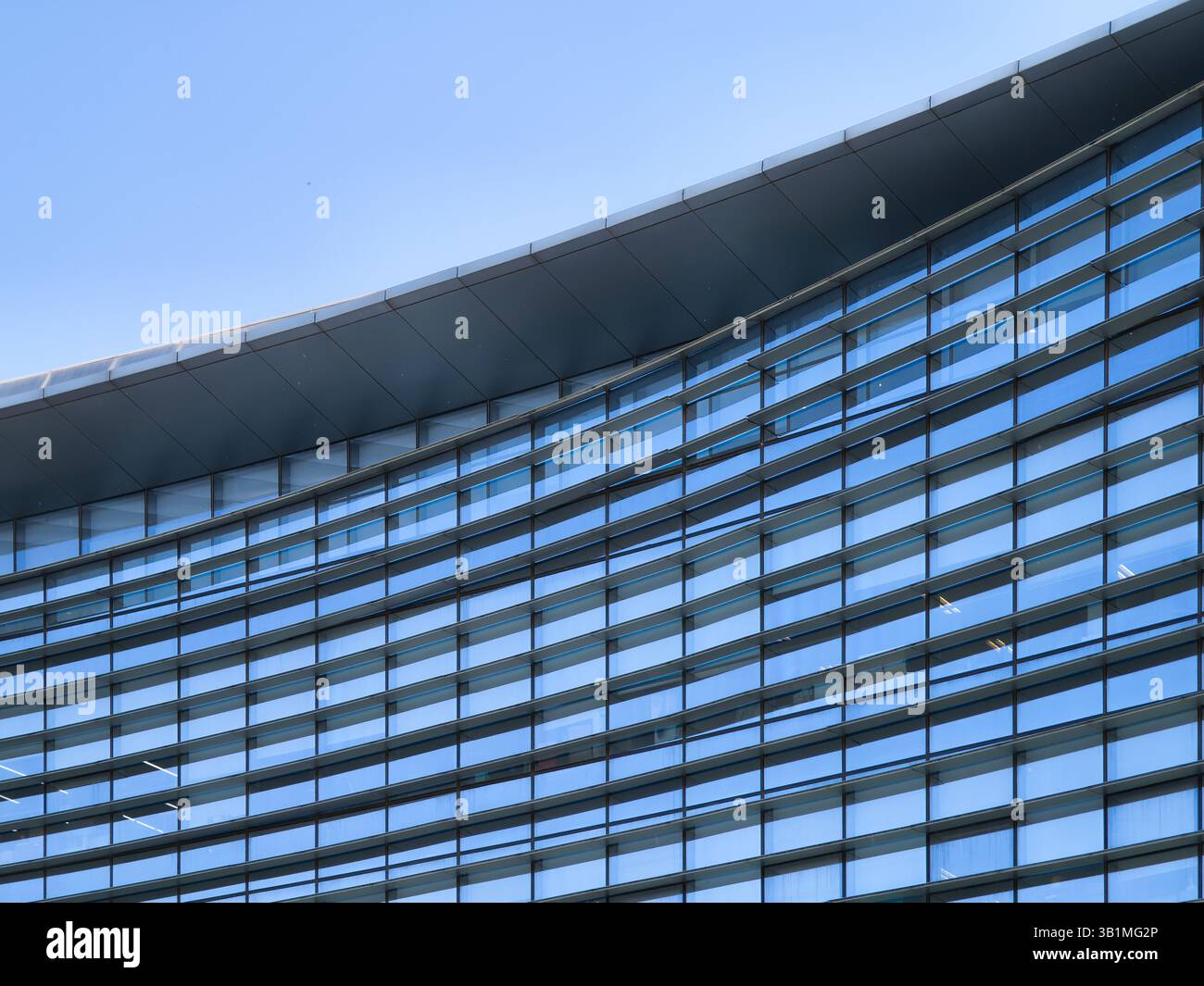 Modern ceiling architecture hi-res stock photography and images - Alamy