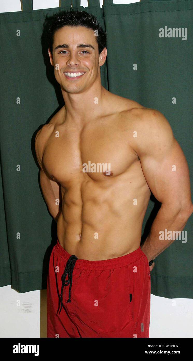 Chippendale dancers hi-res stock photography and images - Alamy