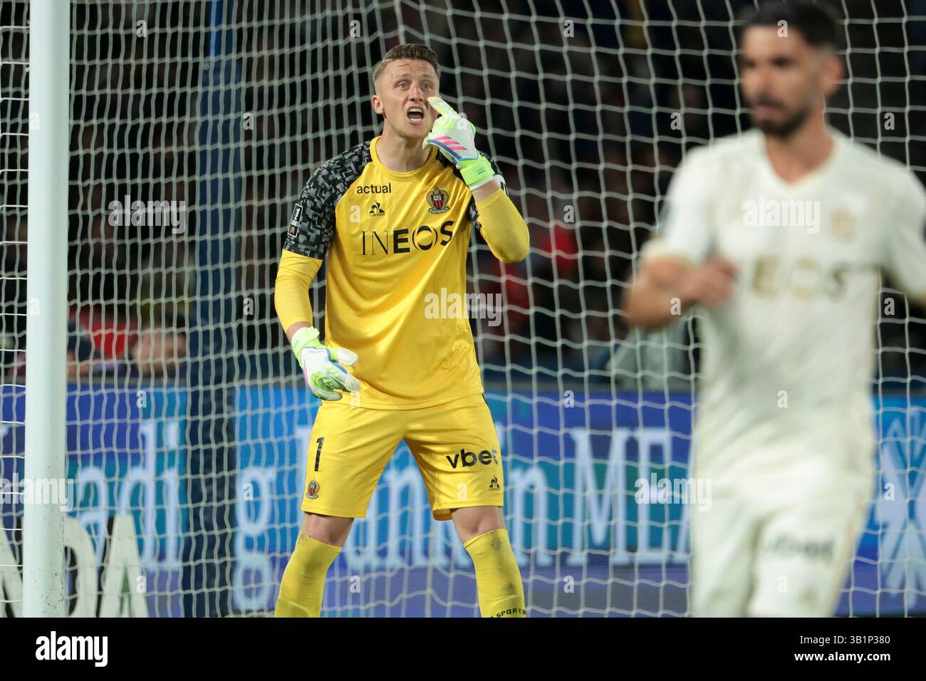 Paris, France. 25th Apr, 2025. Nice goalkeeper Marcin Bulka during the ...