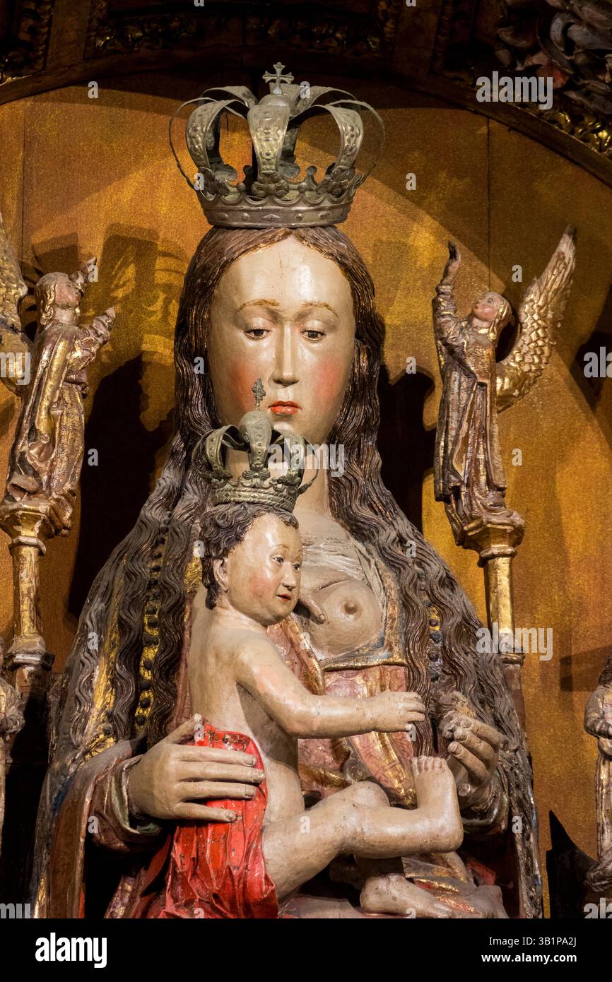 San vicente de la Barquera, Spain - 04-25-2025: Statue (19th century) of Blessed Virgin Mary ...