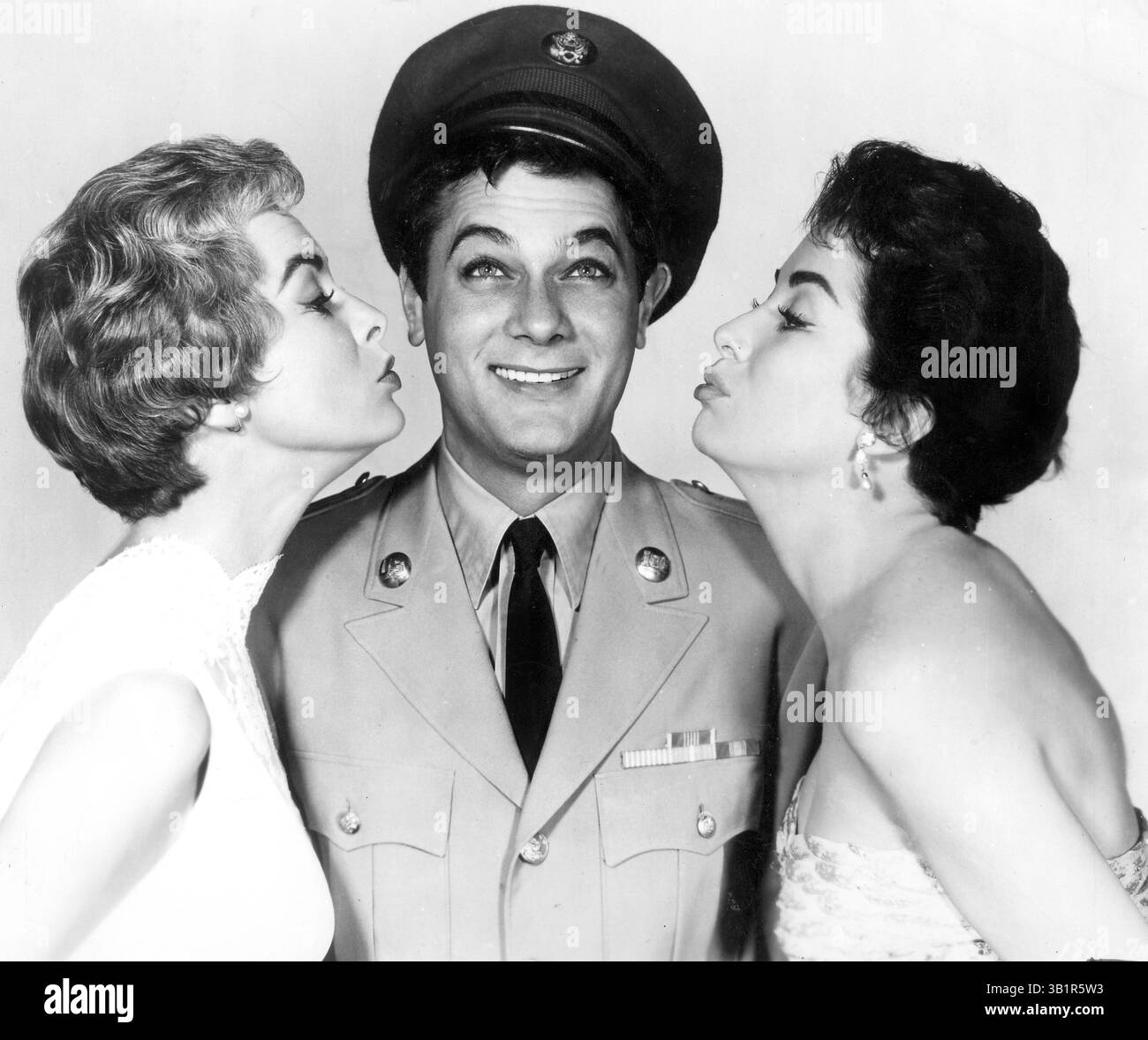 Academy Award winning actor TONY CURTIS (June 3, 1925 - Sept. 29, 2010 ...