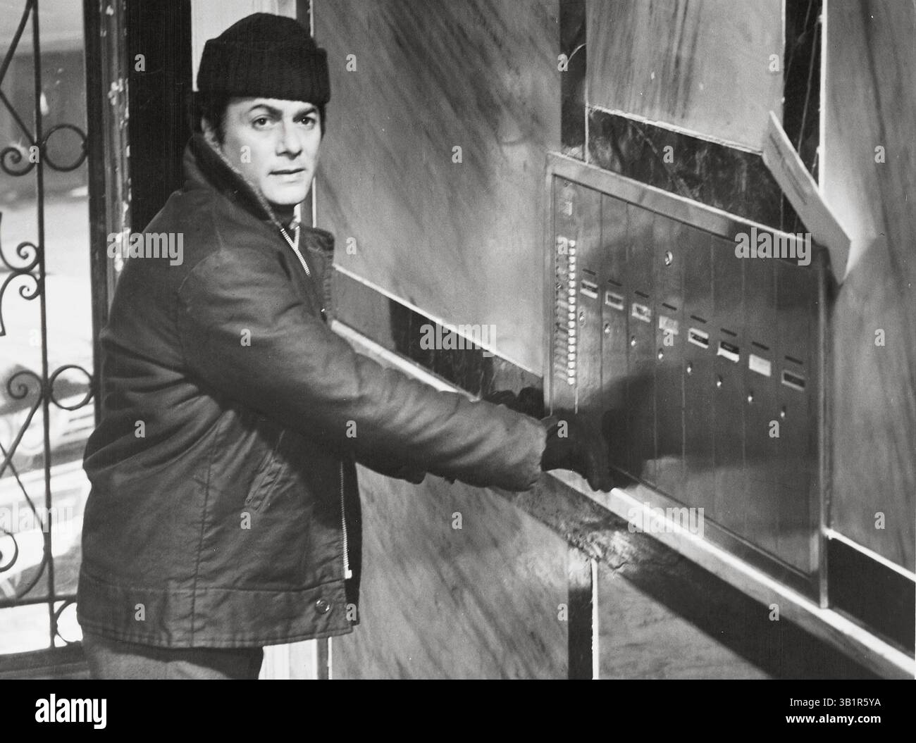 Academy Award winning actor TONY CURTIS (June 3, 1925 - Sept. 29, 2010 ...