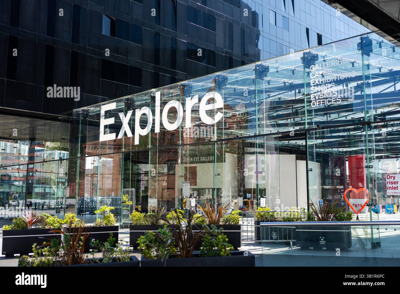 Open Eye Gallery Building, Mann Island. Liverpool. UK Stock Photo - Alamy