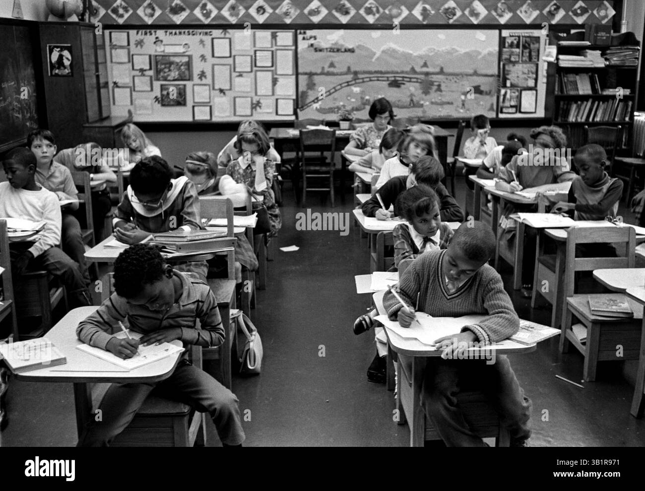 Jan. 1, 1968 - Memphis, TN, U.S. - An integrated Fourth Grade classroom ...