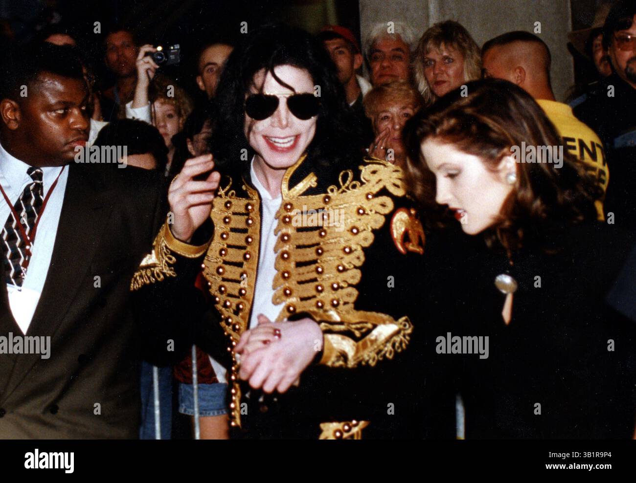 Lisa marie presley michael jackson hi-res stock photography and images ...