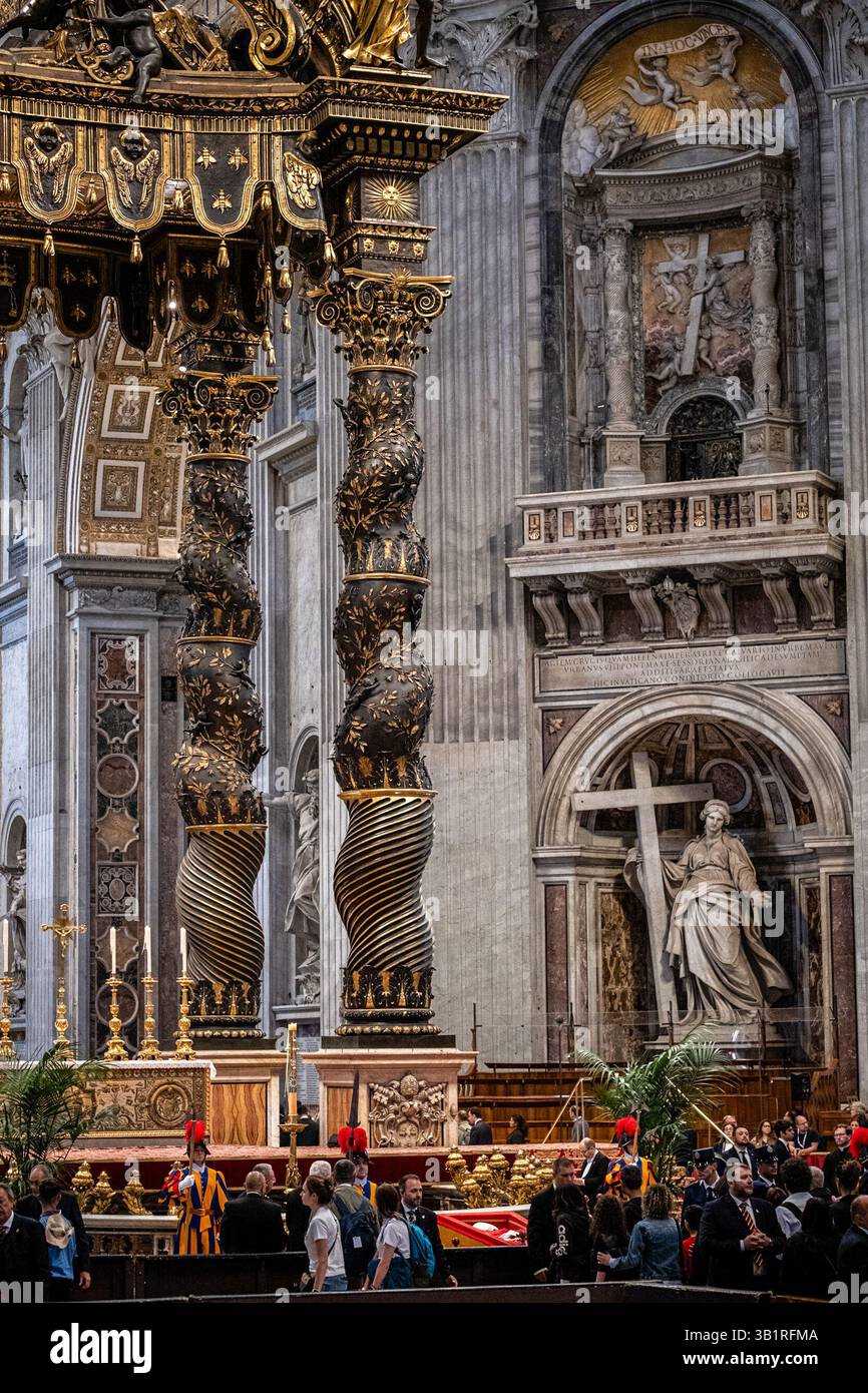 Vatican City, Vatican. 25th Apr, 2025. The faithful from all over Italy ...