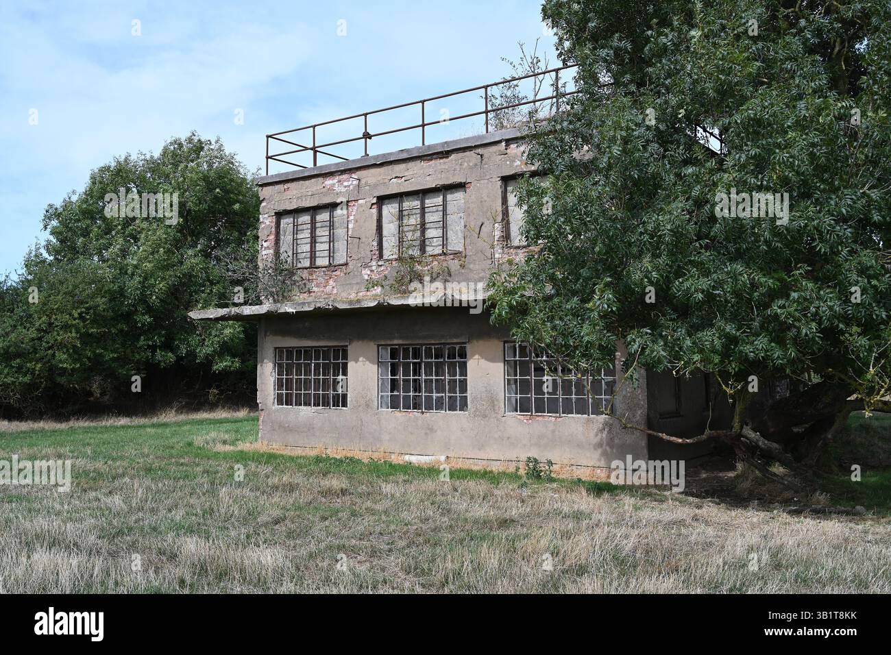 WW2 military airfield watch office, Aerodrome control tower at Forma ...