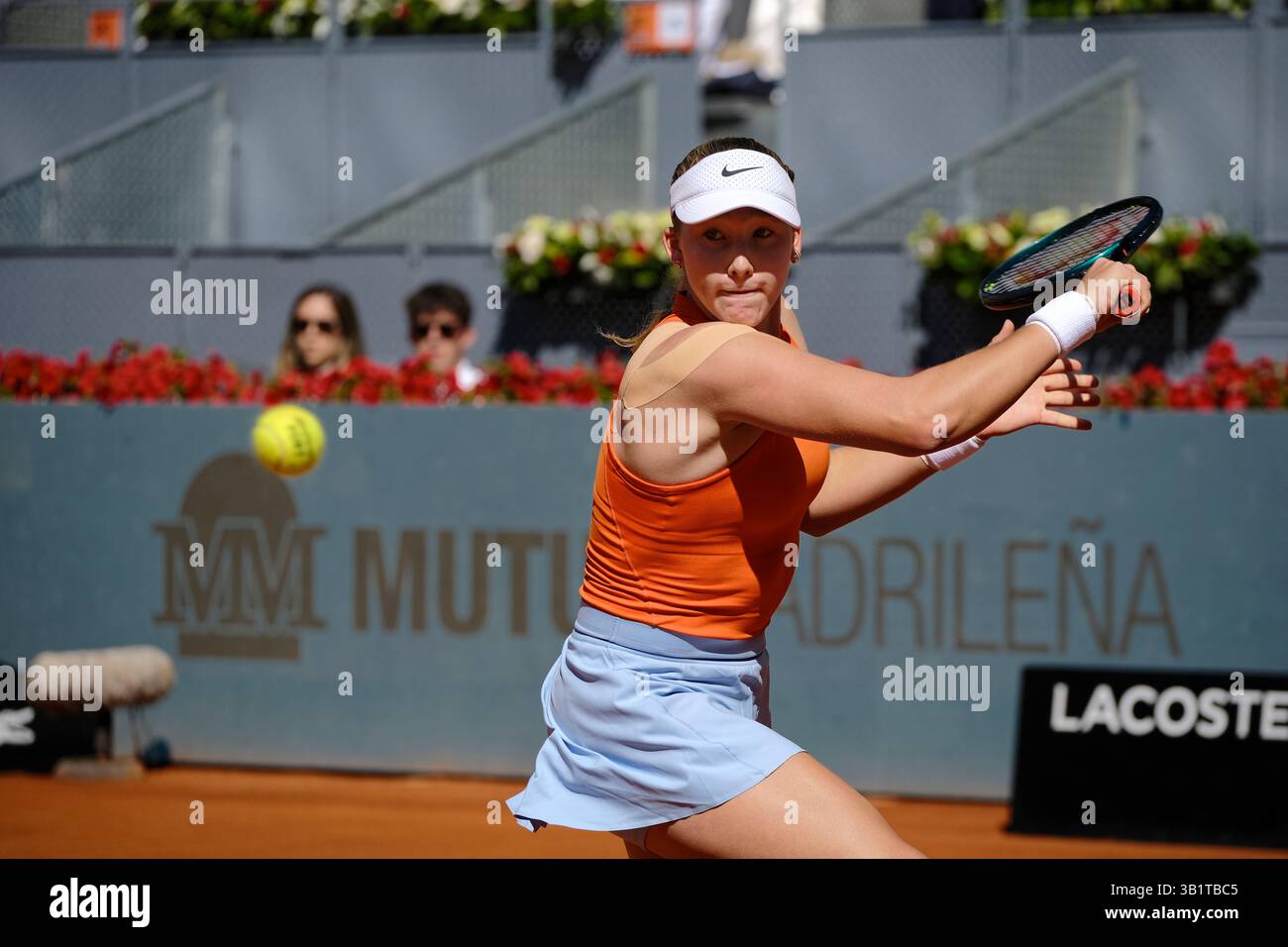 Madrid, Spain. 26th Apr, 2025. Tennis WTA, individual Women: Mutua ...