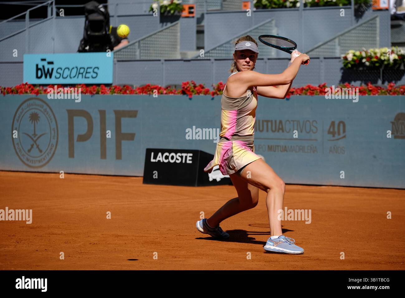 Madrid, Spain. 26th Apr, 2025. Tennis WTA, individual Women: Mutua ...