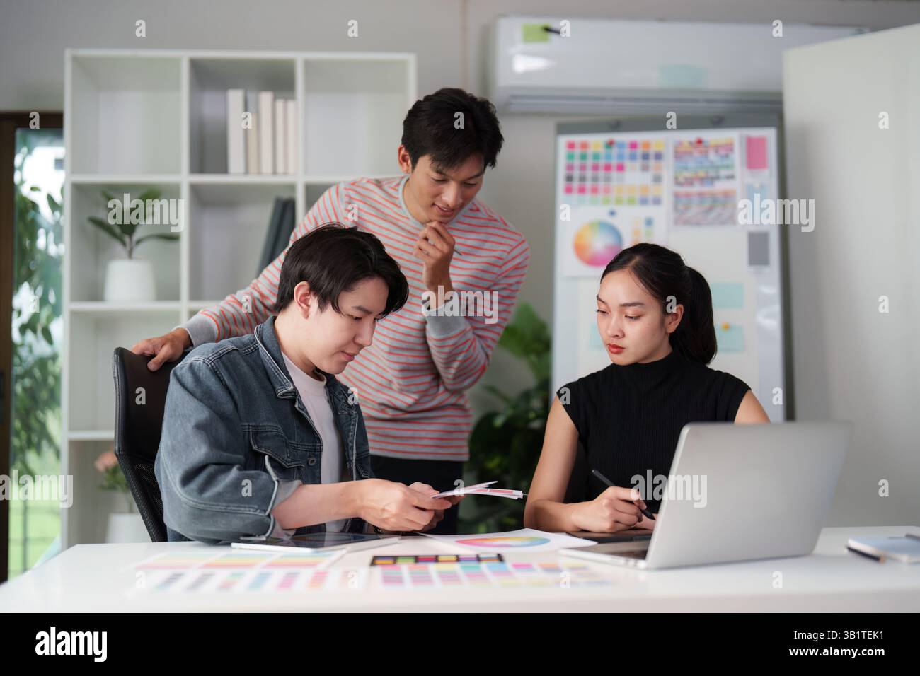 Design Collaboration and Ideas. A focused discussion among designers ...