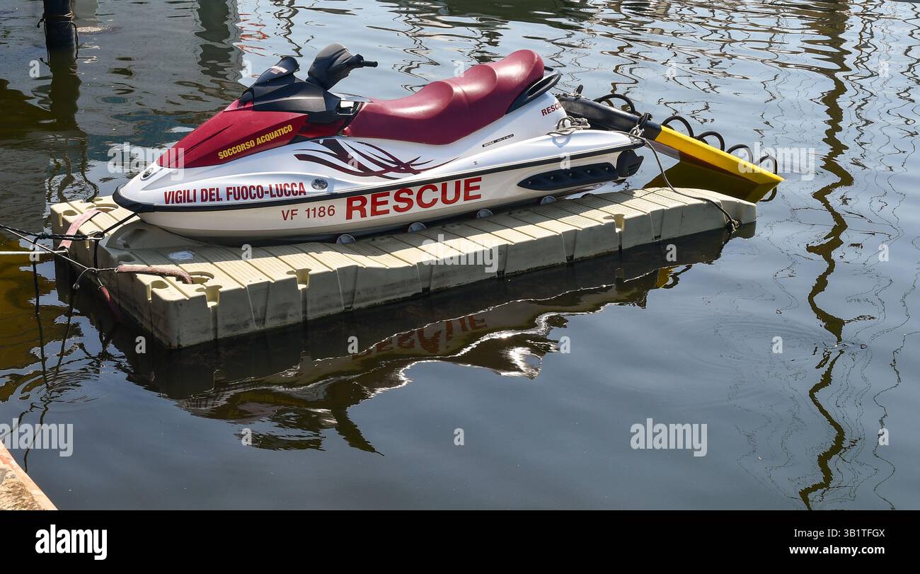 Fire brigade jet ski hi-res stock photography and images - Alamy