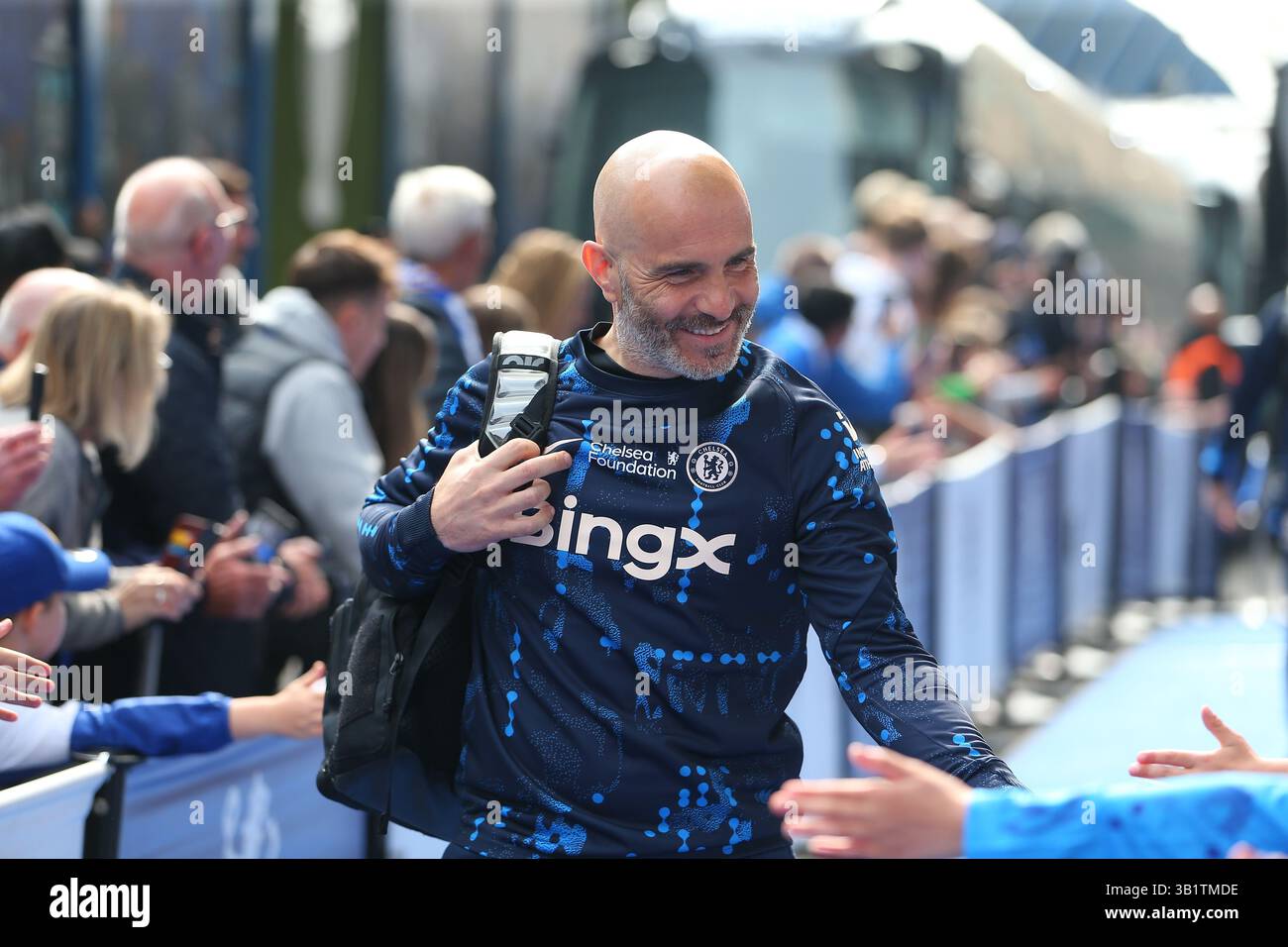 Enzo maresca chelsea april 2025 hi-res stock photography and images - Alamy