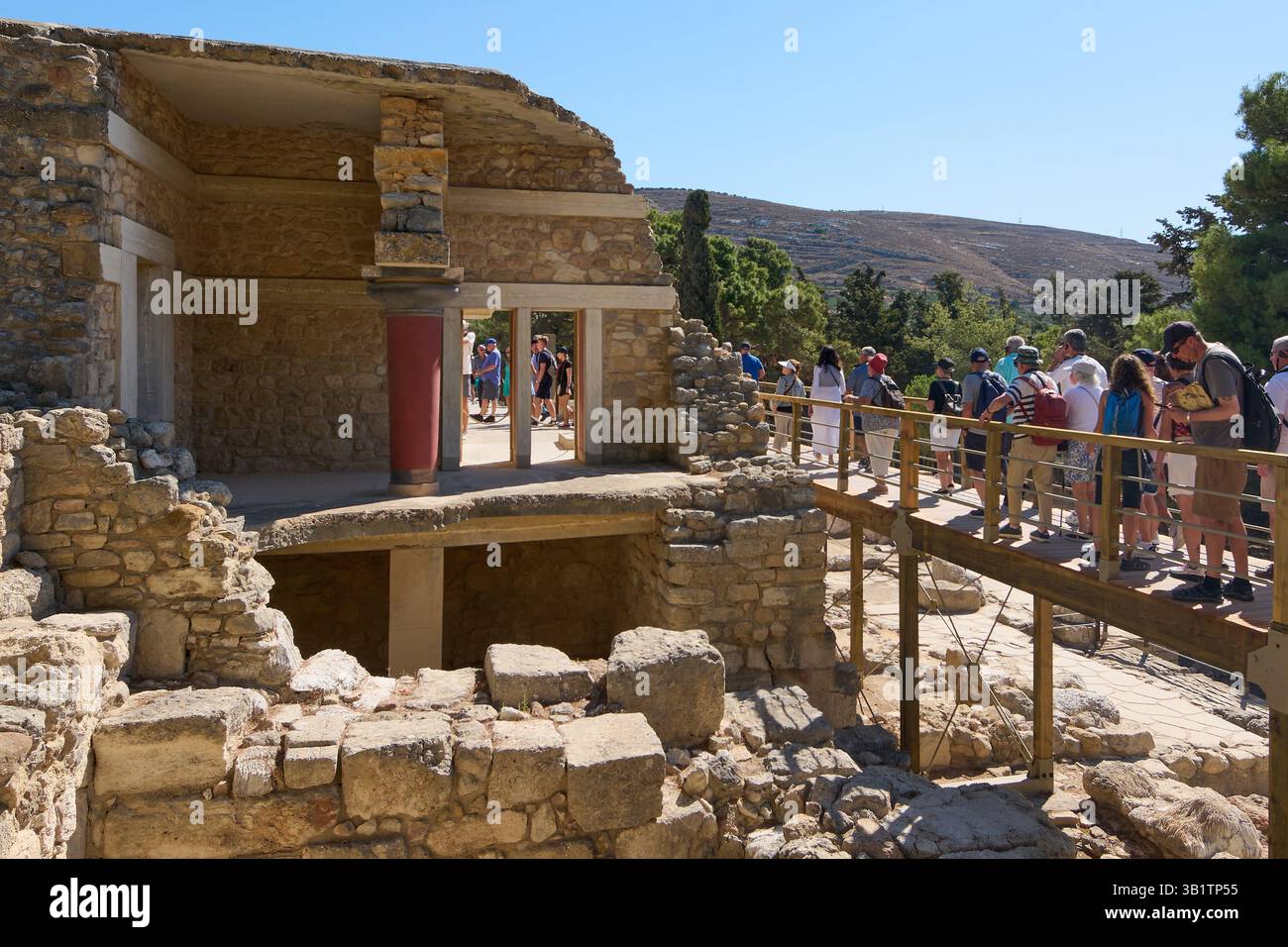 Crete.Greece - april 26, 2025: Tourists walking on a wooden bridge in ...