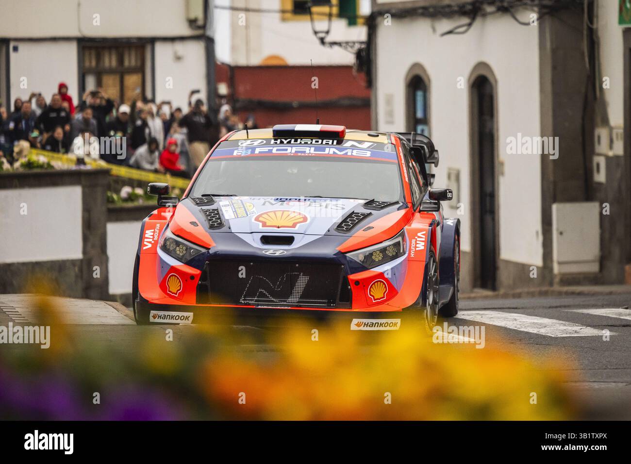 16 Adrien FOURMAUX, Alexandre CORIA, Hyundai I20 Rally1, action during ...