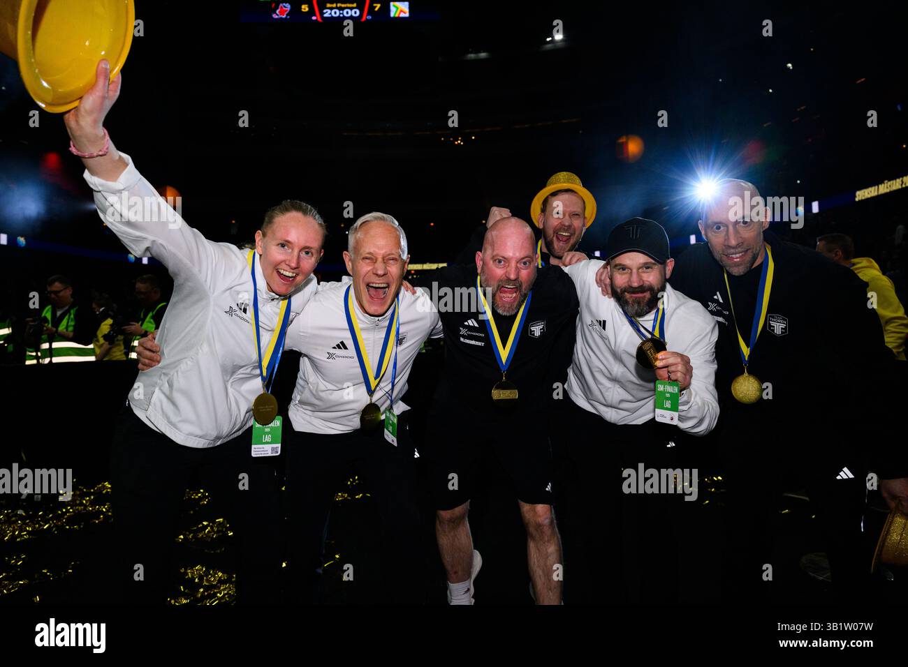 Stockholm, Sverige. 26th Apr, 2025. 250426 Thorengruppens tränare Peter ...