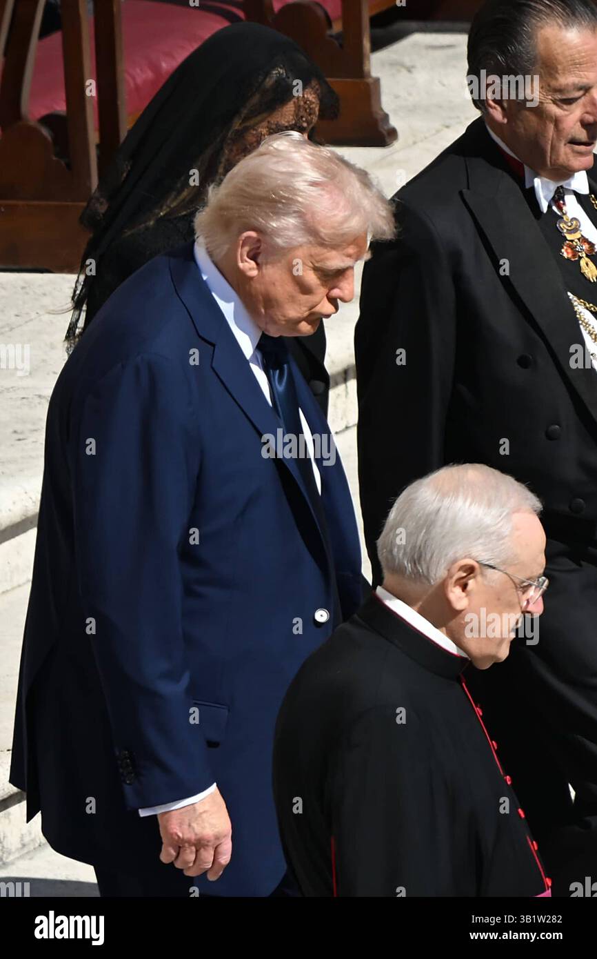 Funeral of Pope Francis Bergoglio in Piazza San Pietro. Donald And ...