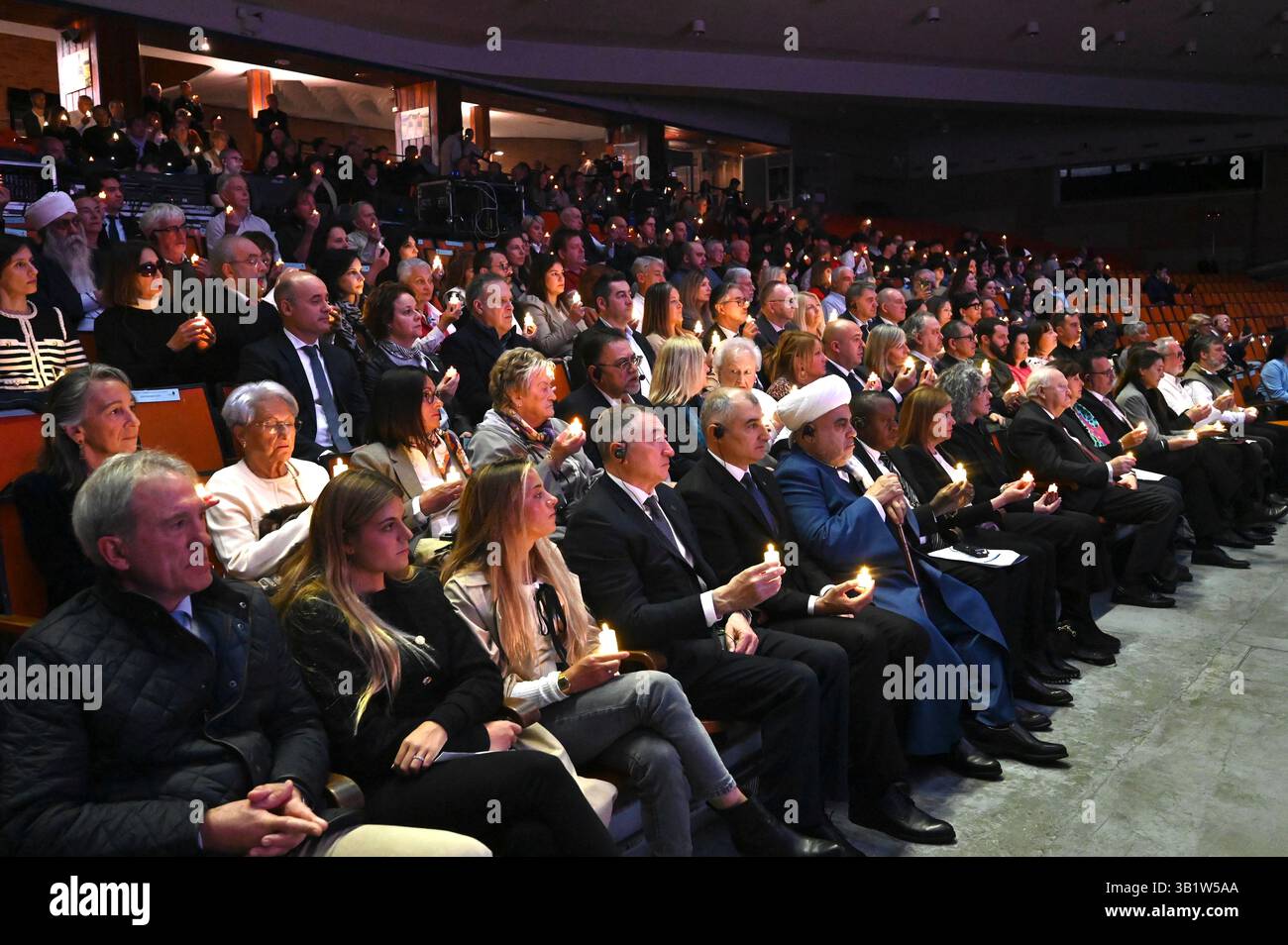 Attendees at the event 'A cry for peace, an end to wars and respect for ...