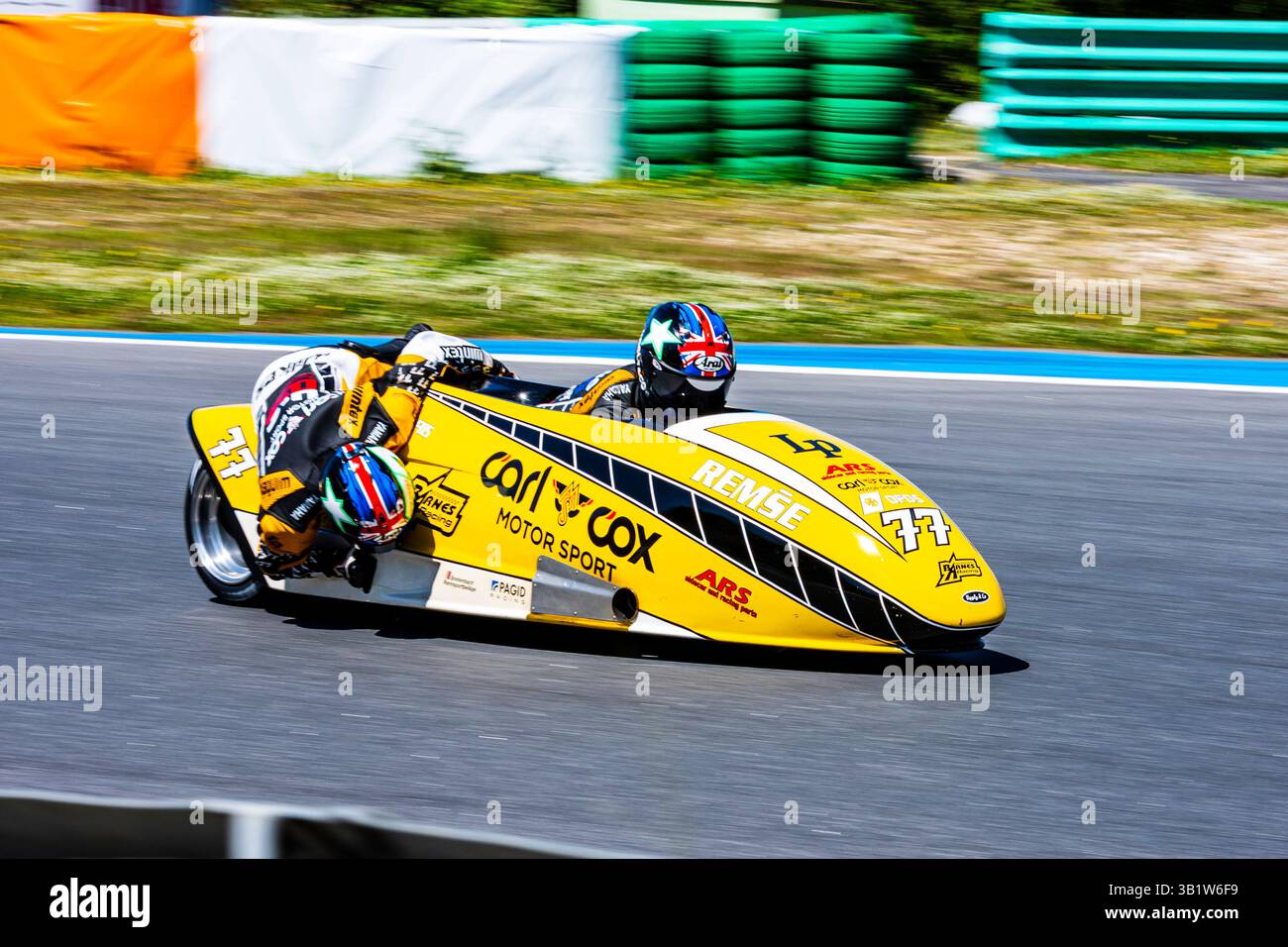 Lisbon, Lisbon, Portugal. 26th Apr, 2025. Tim REEVES/Mark WILKES from ...