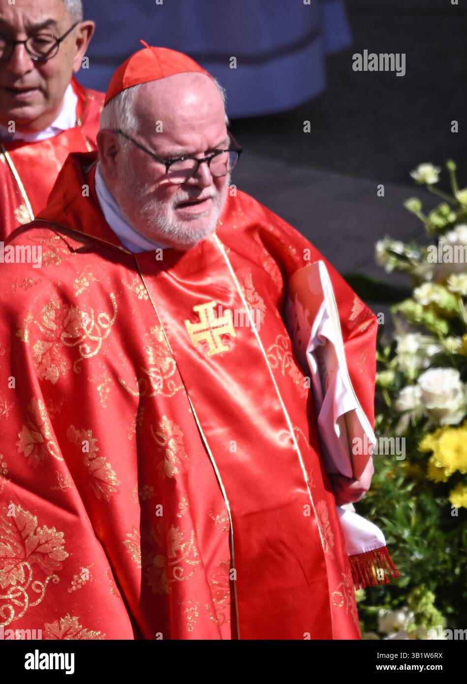 Rom, Vatikan 26.04.2025 Beerdigung Papst Franziskus: Erzbischof von ...