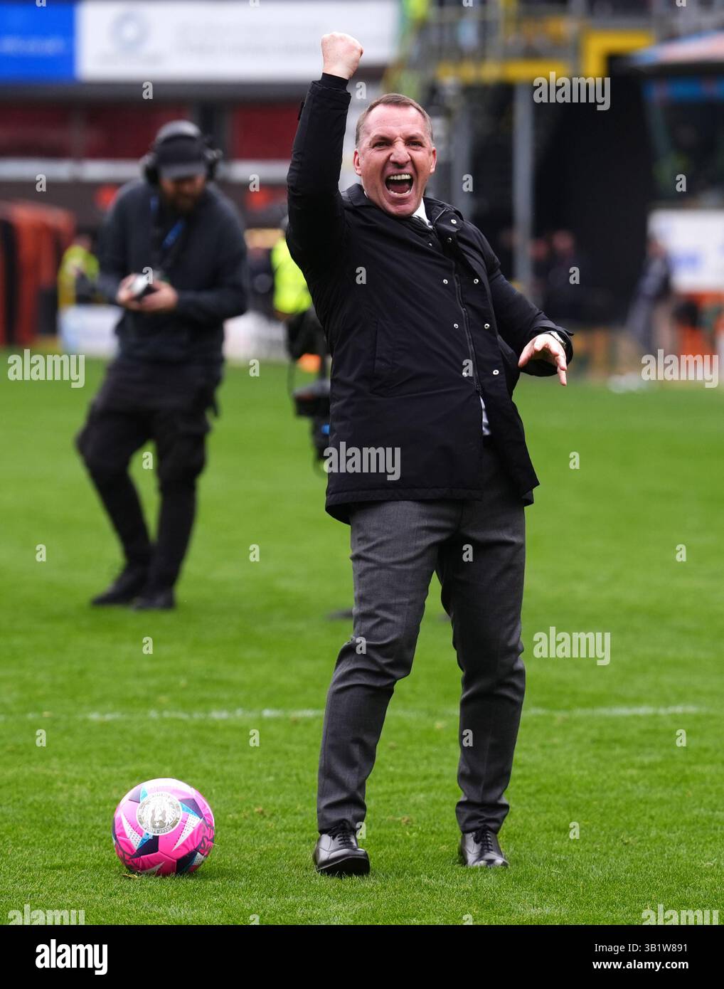 Celtic manager Brendan Rodgers celebrates victory in the William Hill ...