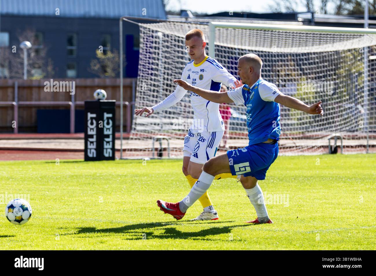 250426 GIF Sundsvalls Lucas Forsberg och Oddevolds Olle Kjellman Olblad ...