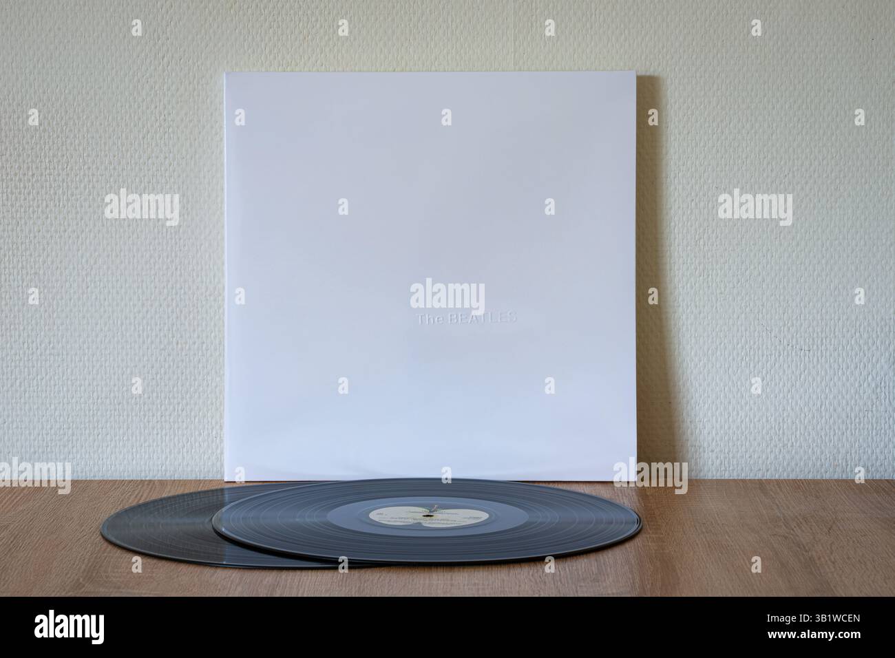 The beatles the white album artwork hi-res stock photography and images ...