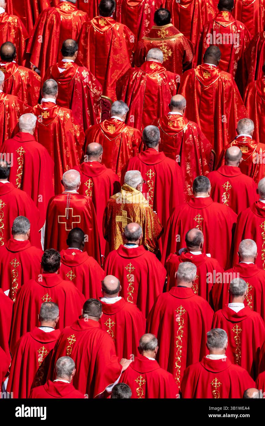 il Funerale di Papa Francesco si è svolto presso la Basilica di San ...