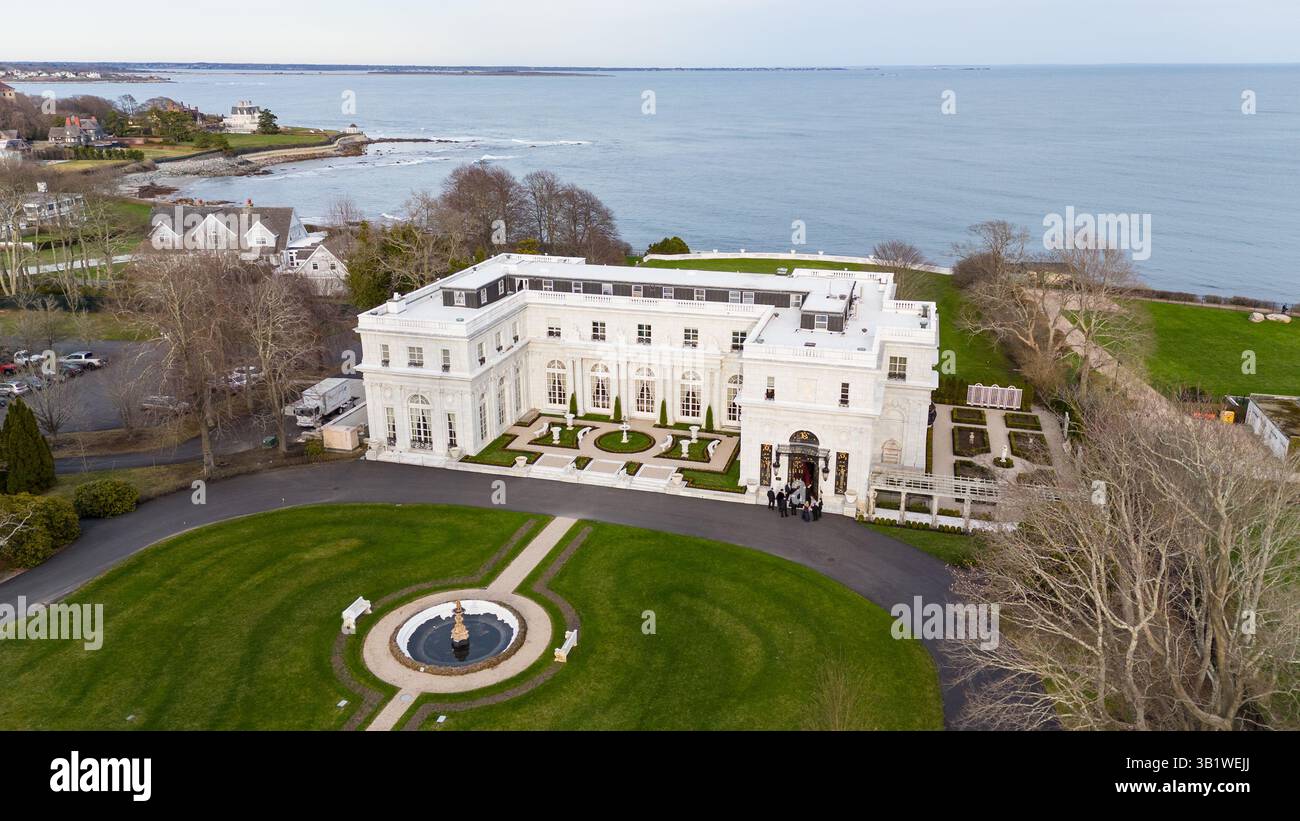 Rosecliff Mansion, Newport RI, USA Stock Photo - Alamy