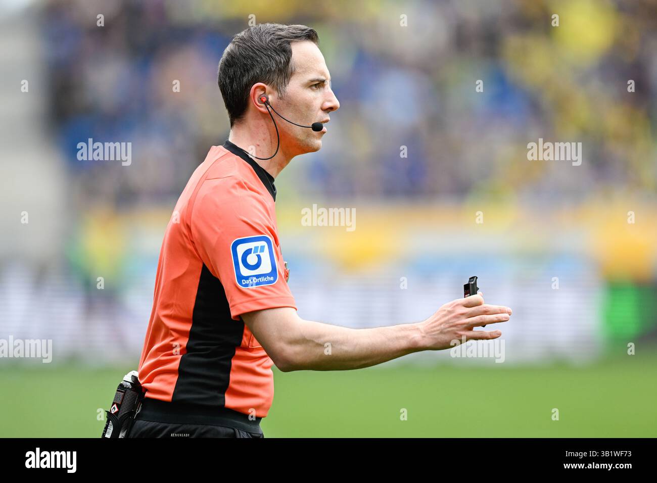 26 April 2025, Baden-Württemberg, Sinsheim: Soccer: Bundesliga, TSG ...